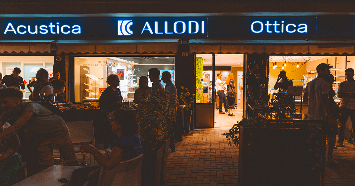 Allodi Ottica e Acustica: tra legno e verde - EQUIPE PROJECT